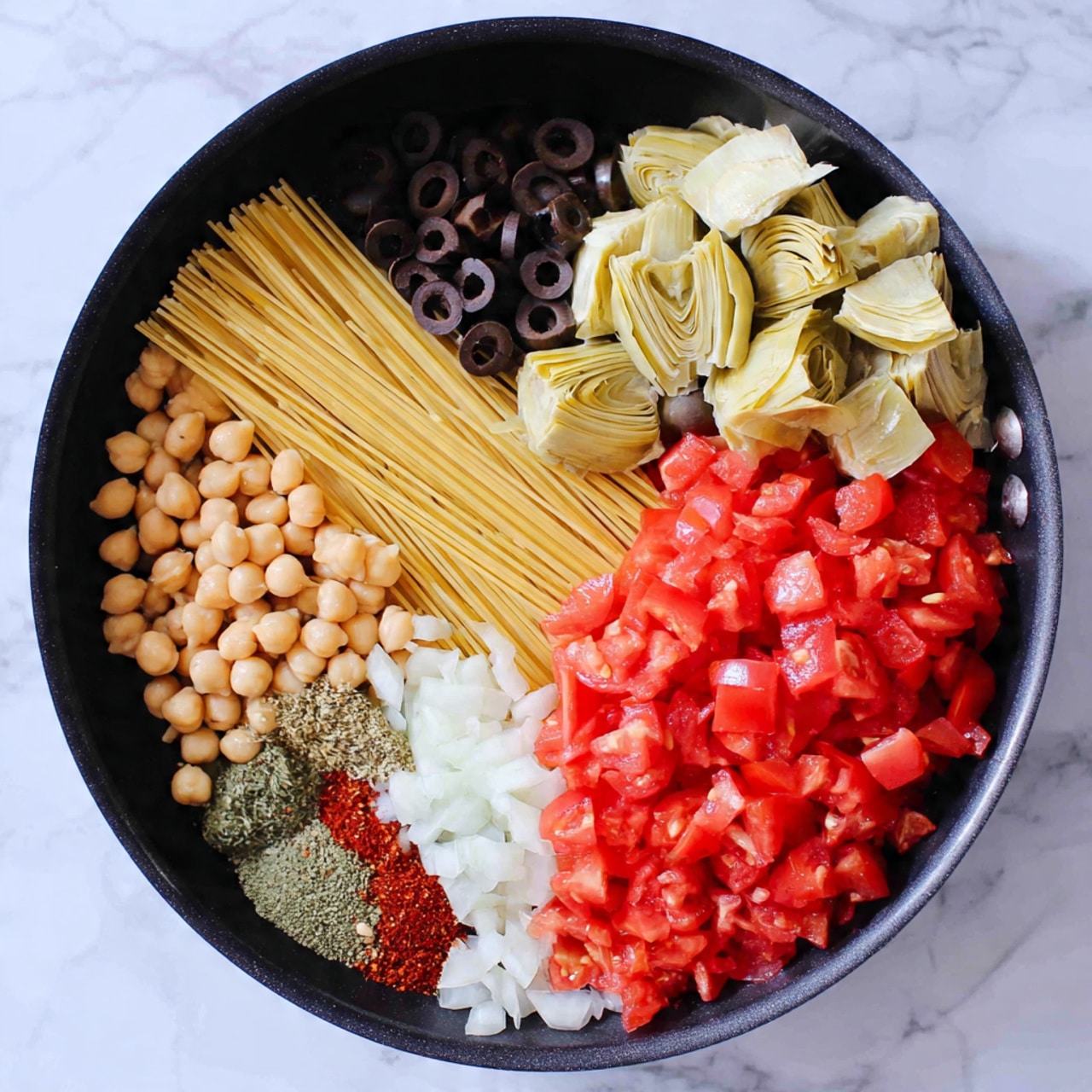 Pasta Puttanesca: Irresistible & Flavorful Italian Pasta